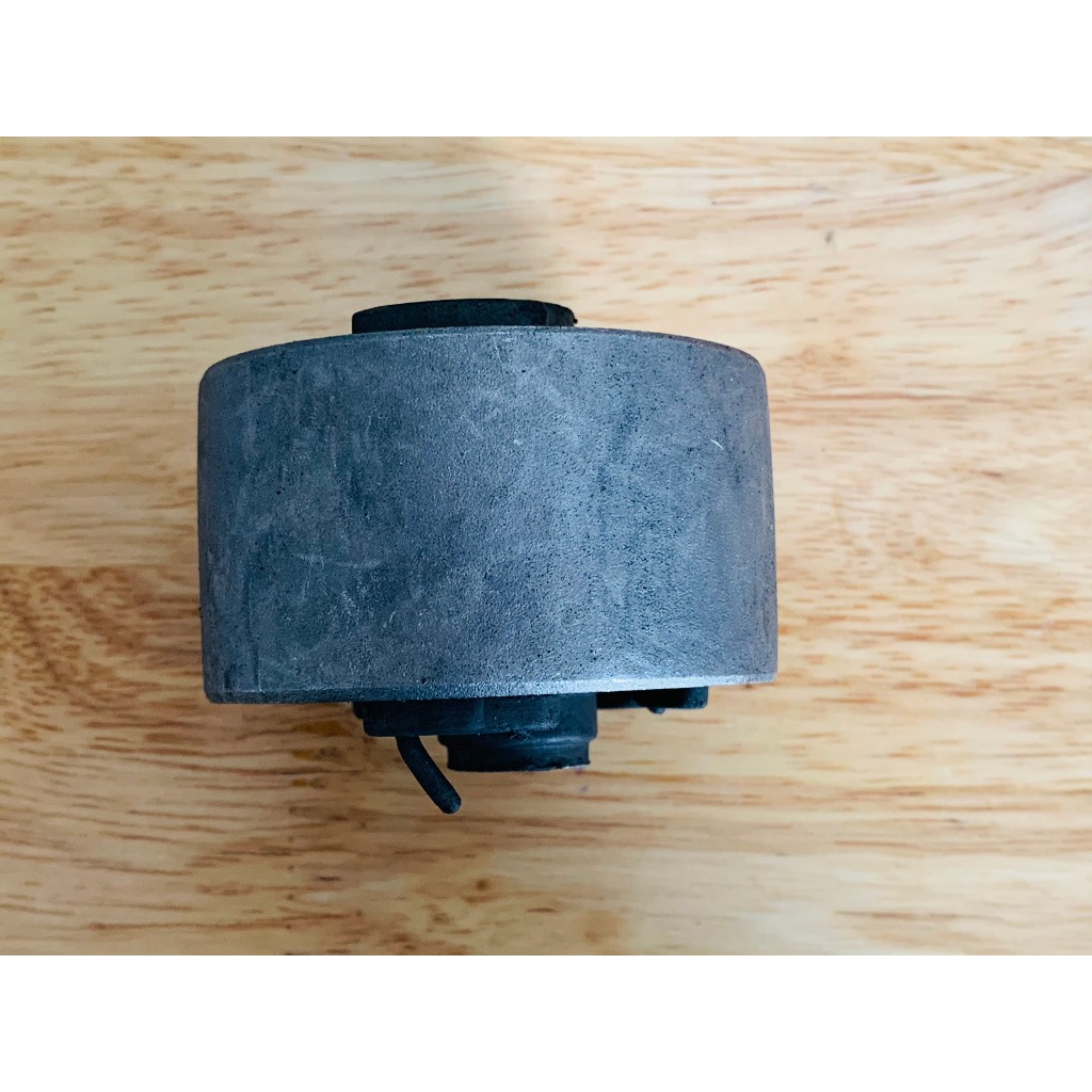 Cao su chân máy xe Dongben 870kg, 1021, K9, SYM T880 | Shopee Việt Nam