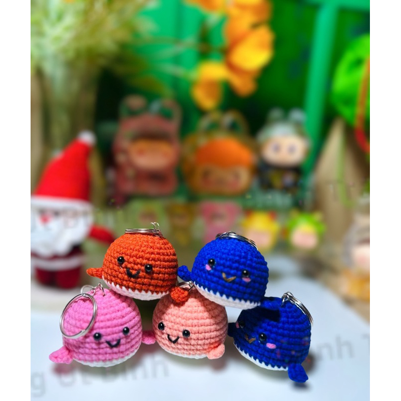 [HÀNG CÓ SẴN] Móc Khóa Cá Heo Len Size Vừa (100% Handmade) | Shopee ...