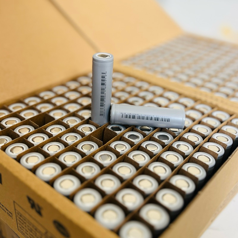 Pin Lishen 18650-2000mAh-Dòng xả 10C(20A) nội trở 13-14 .Pin mới 100% ...