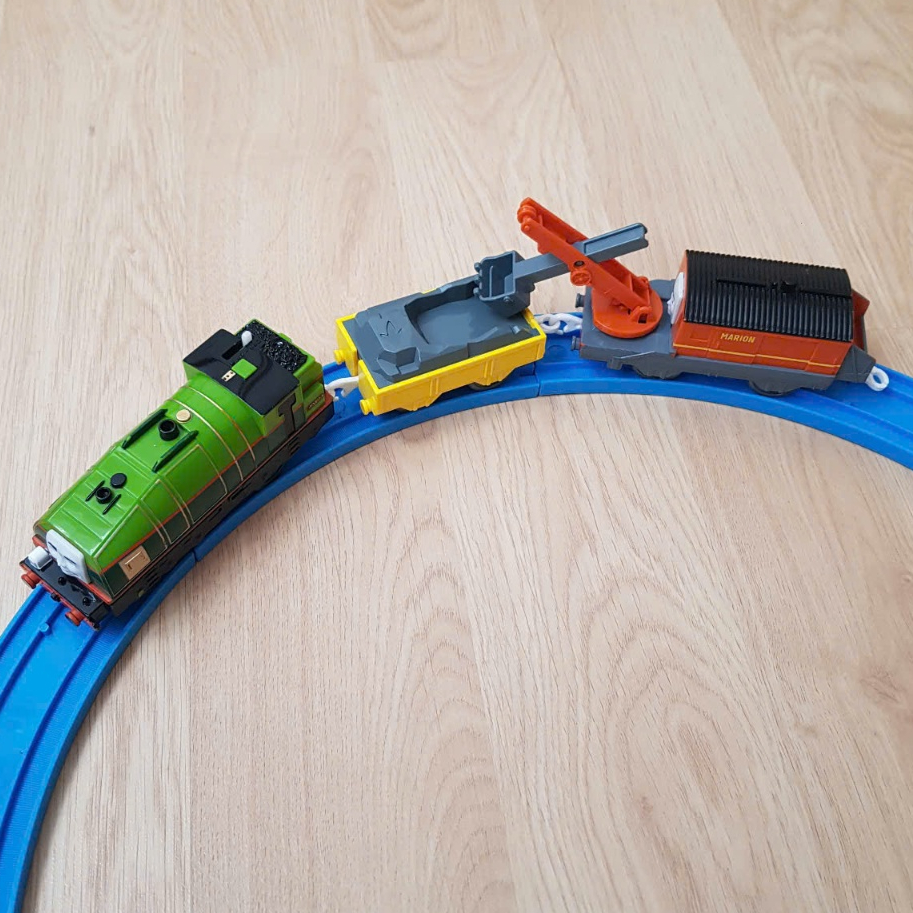 Plarail Thomas TS-18 Gator & Marion | Shopee Việt Nam