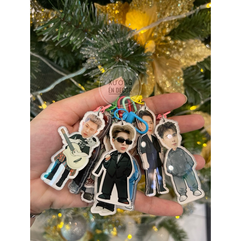 Móc khoá anh trai say hi chipi | Shopee Việt Nam