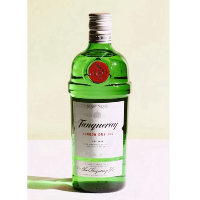 Vỏ Chai Tanqueray (NEW 99%) | Shopee Việt Nam