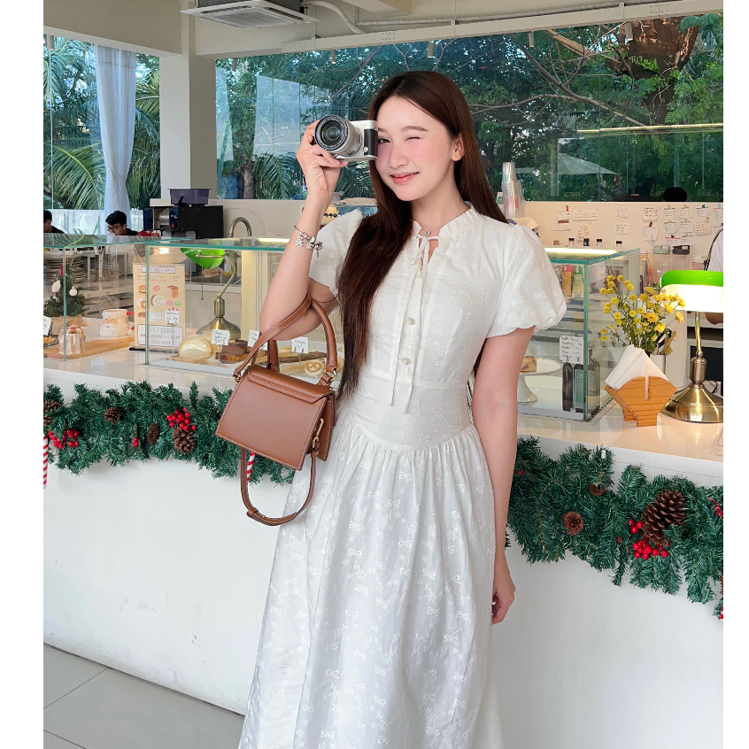 Emme.studio - Jane Dress đầm trắng kín thanh lịch vải thêu nơ tay bồng ...
