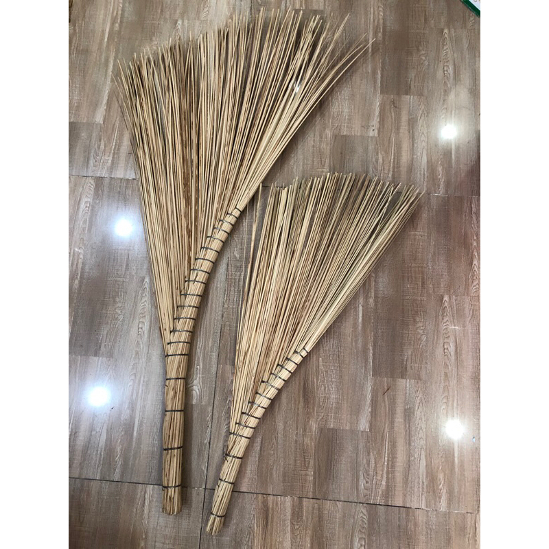 Chổi Dừa Trắng/ Đen Size Trung/ Lớn | Shopee Việt Nam