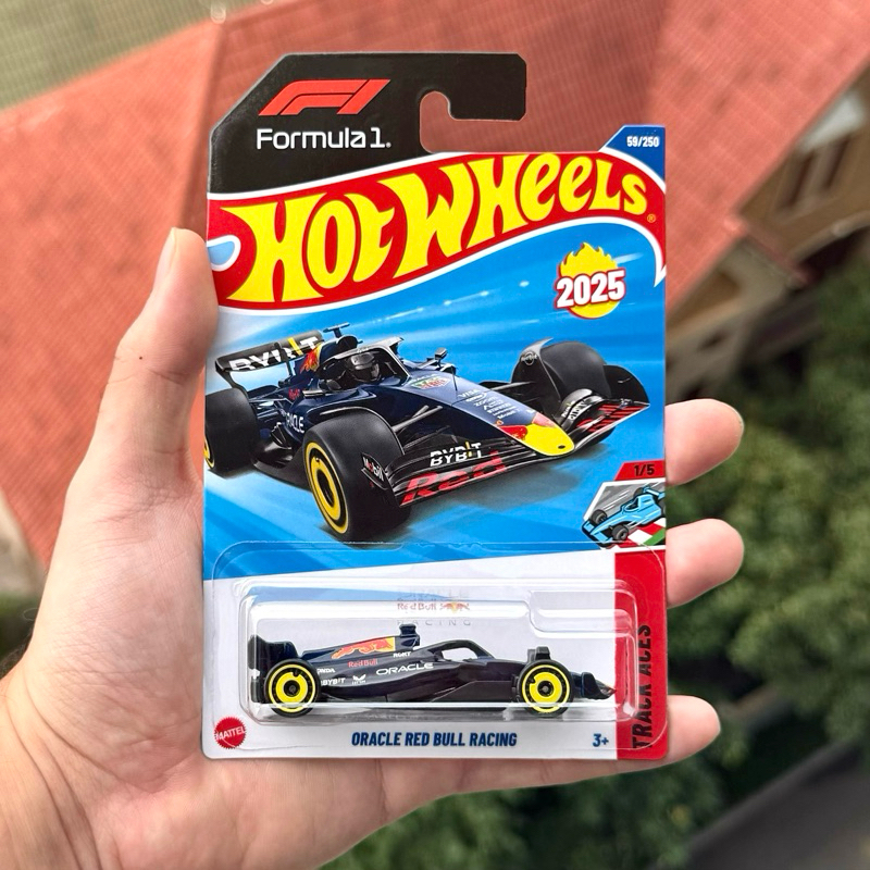 Cullen's Backyard - Mô Hinh Xe Hot Wheels F1 Oracle Red Bull Racing ...