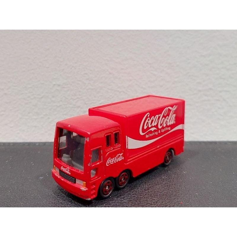 Xe mô hình Tomica No. 37 Coca-Cola Event Car - Made in China | Shopee ...