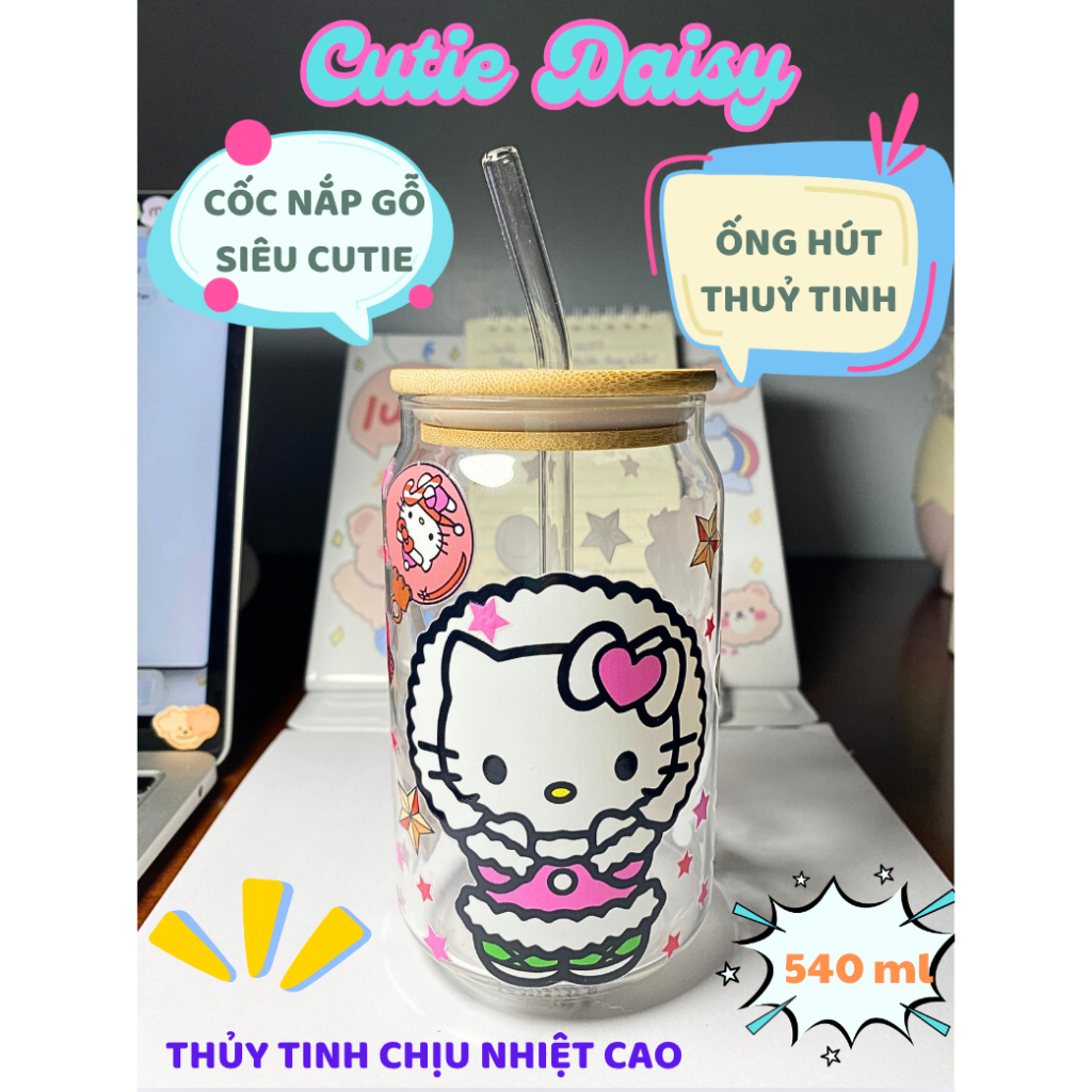 Hello Kitty says Helloooo - Cốc thuỷ tinh nắp gỗ Cutie Daisy - UV DTF ...
