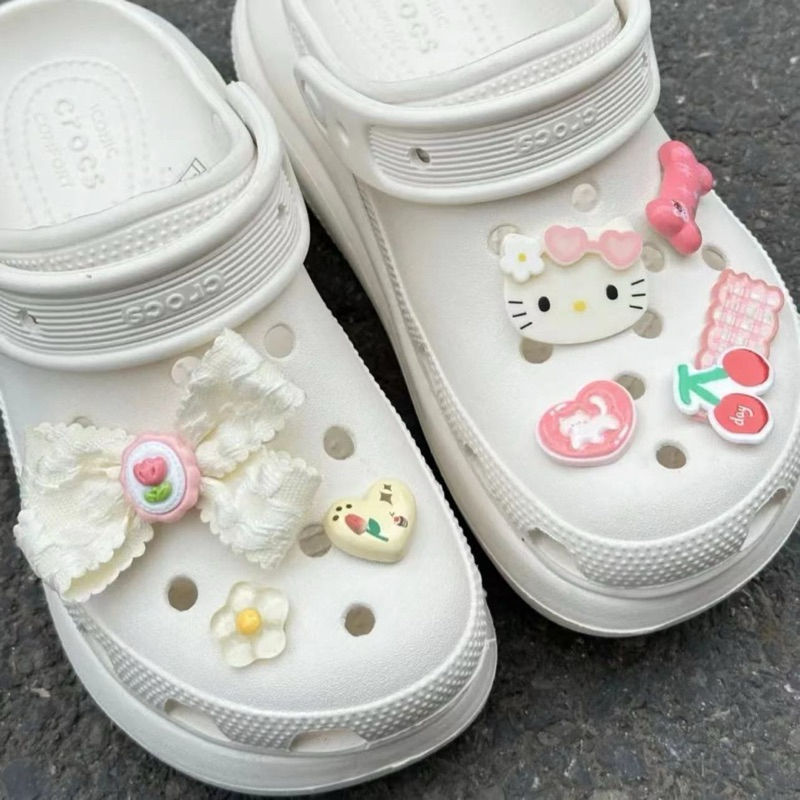 Set 7c jbiz charm gắn dép dễ thương Kitty | Shopee Việt Nam