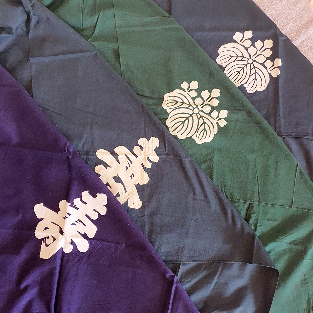 Trang phục truyền thống Nhật Bản - Gosan-No-Kiri-Mon Tsumugi Furoshiki ...