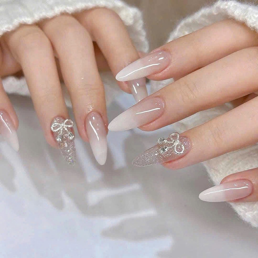 Nail box thiết kế omber kim tuyến đính nơ đá, móng up giả omber có đính ...