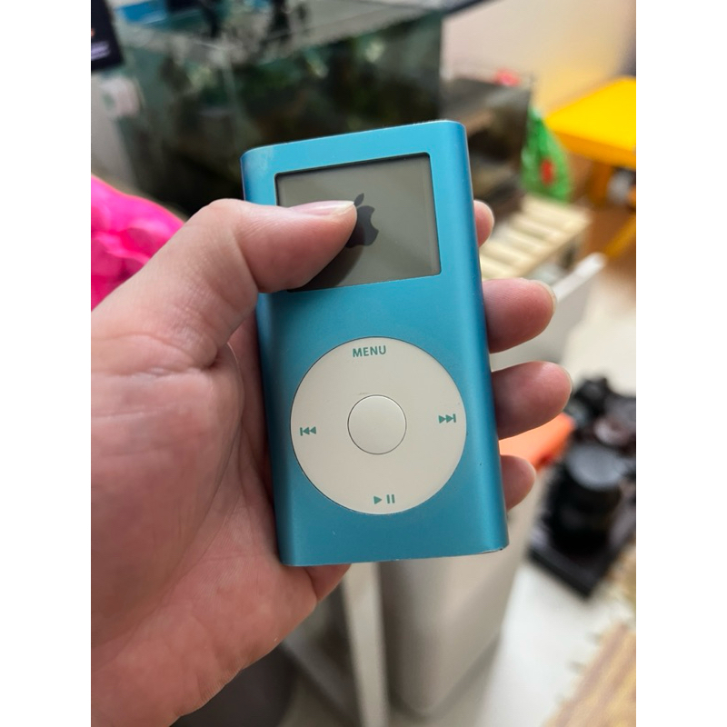 máy nghe nhạc ipod mini xanh 6G treo logo | Shopee Việt Nam