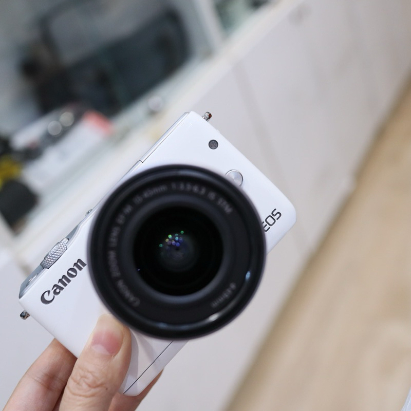 Canon M10 kit 15-45mm ( màu trắng xinh // 99%) | Shopee Việt Nam