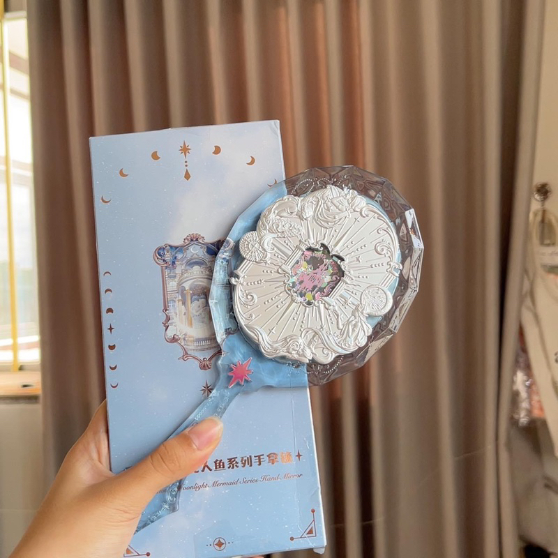 (Sẵn) Gương Trang Điểm Cầm Tay Flower Knows Mermaid 🧜‍♀️ | Shopee Việt Nam