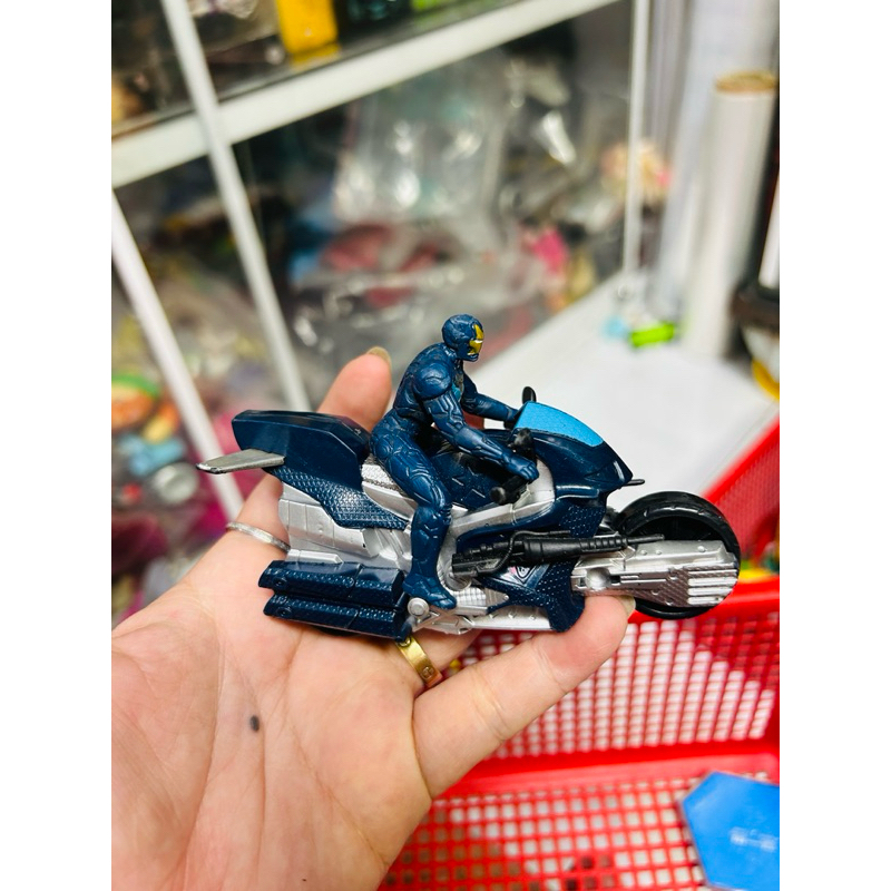 Mô hình xe HASBRO MARVEL AVENGERS AGE OF ULTRON - ULTIMATE ULTRON VS ...