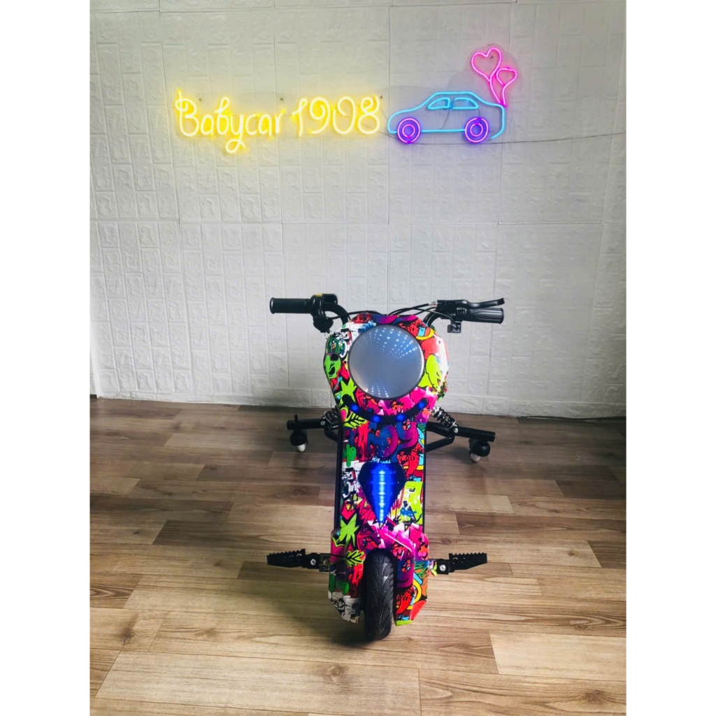 XE điện drif 3 bánh xoay 360 độ khung tròn giảm, sóc đen gầm lõi động cơ 3cm | Shopee Việt Nam