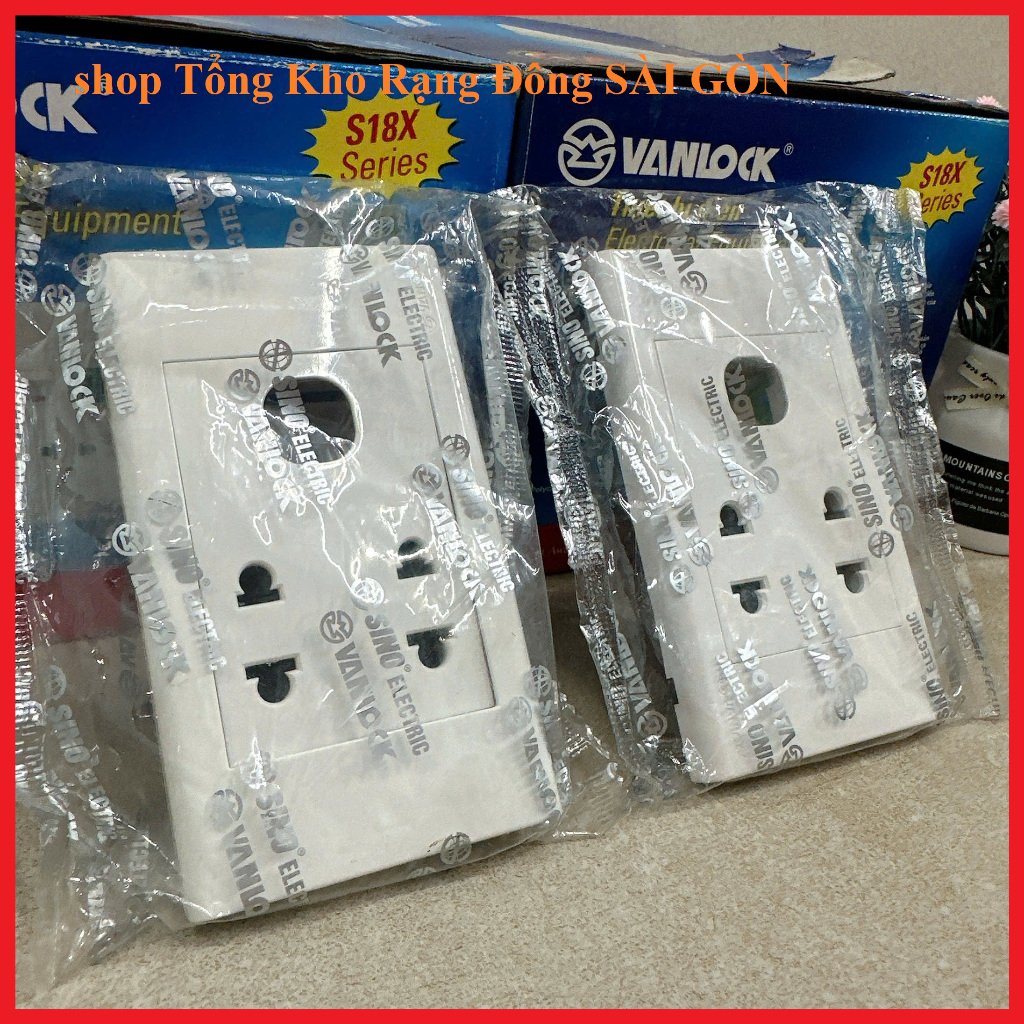 Mặt 2 ổ cắm 1 lổ Sino - S18U2X chưa bao gồm công tắc | Shopee Việt Nam