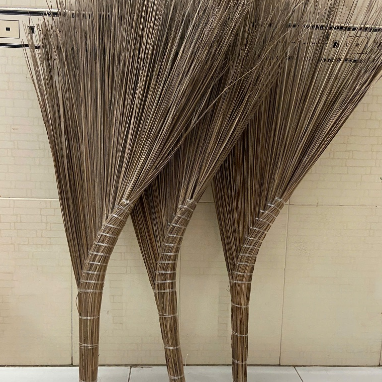 Chổi chà đen tàu dừa quét sân, quét ban công, sân vườn LOẠI LỚN ...