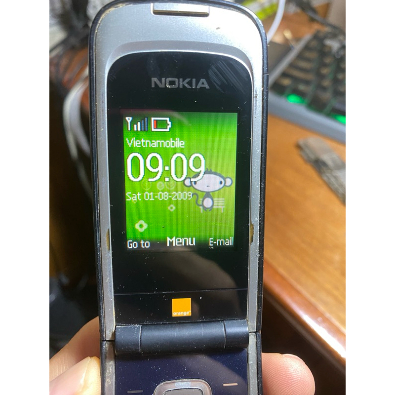 Nokia 2720a 2 màn còn đẹp, nhận sjm sóng vietnamobile, nghe gọi 2 loa ...