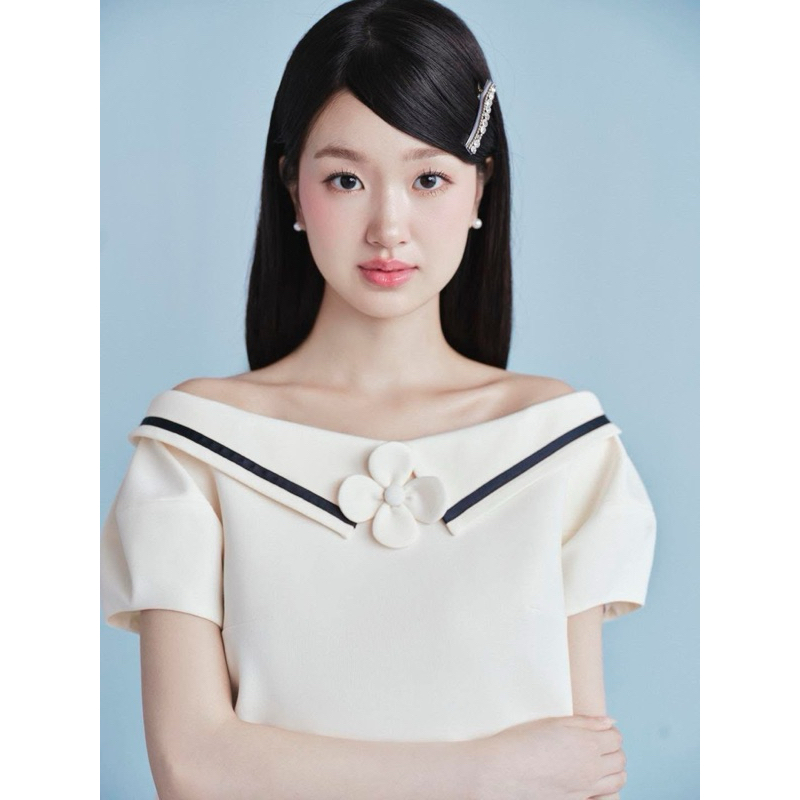 ELia Top| Áo Trễ vai viền kẻ thêu Hoa 3D Cao cấp Dáng chữ A Thiết kế ...