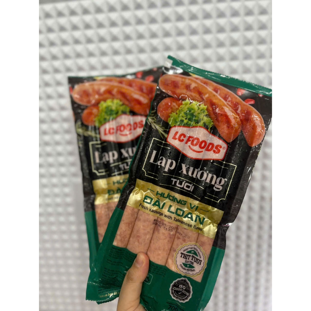 Xúc Xích ( Lạp Xưởng) Hà Khẩu nướng đá LACUSINA gói 700g 10 cái Siêu Ngon | Shopee Việt Nam