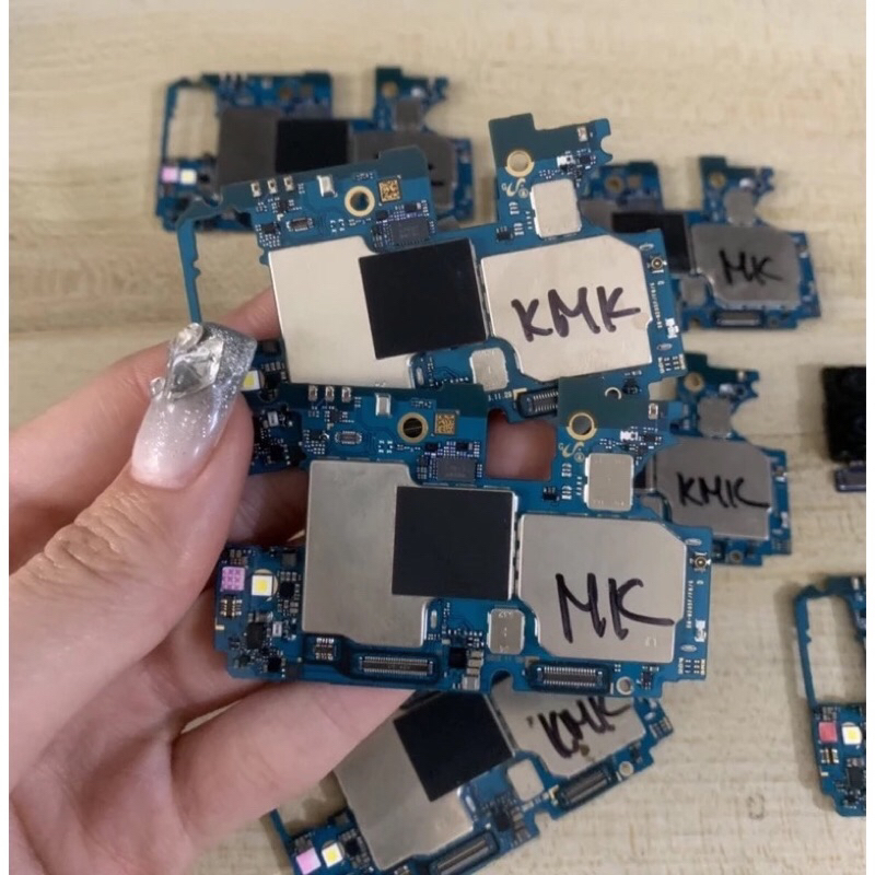 Main Samsung M20 ( M205 ) Zin Full Chức Năng ( Sim , Sạc , Wifi ...