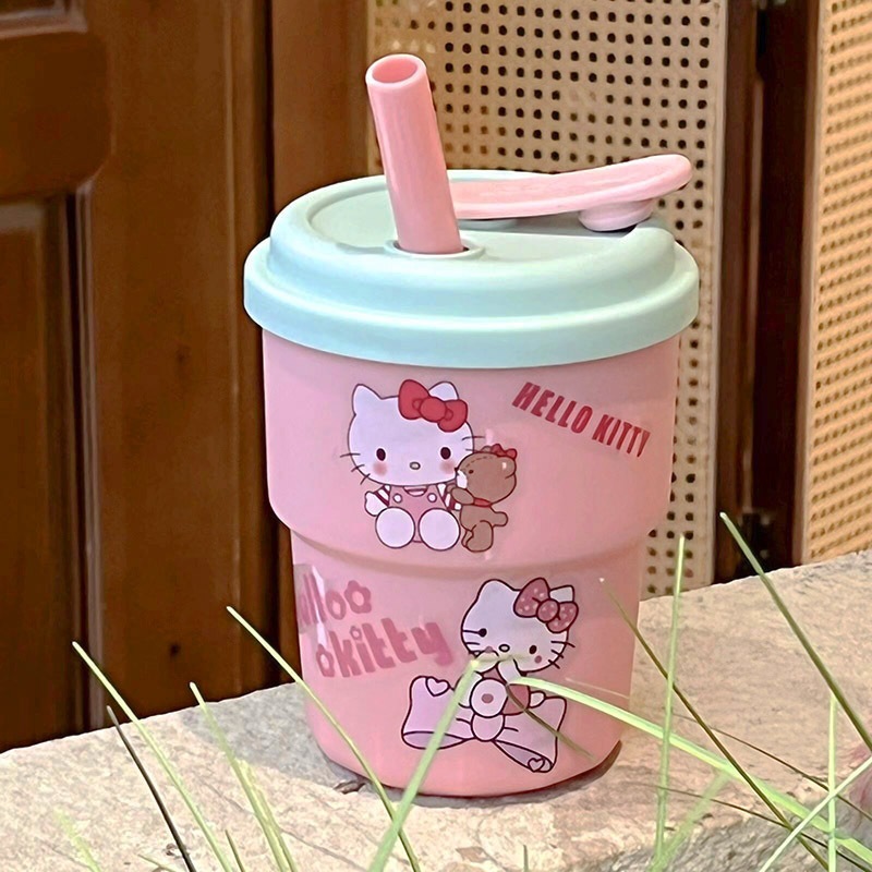 Bình nhựa cốc nhựa 450ml tặng kèm charm và sticker Hello Kitty Cinnamoroll Mim Mim Store COCCI27 ...