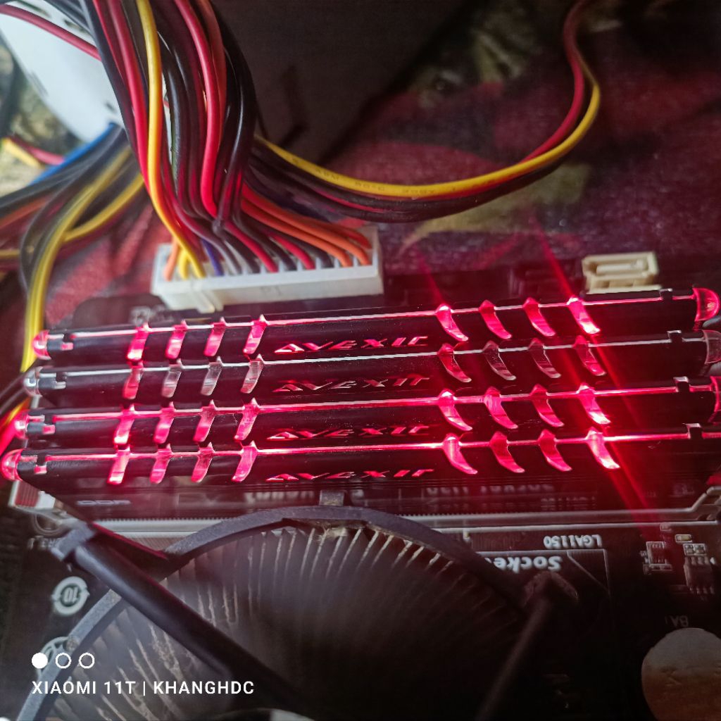 RAM 3 MÃ DDR3 BUS 1600 4GB AVEXIR TẢN LED ĐỎ | Shopee Việt Nam