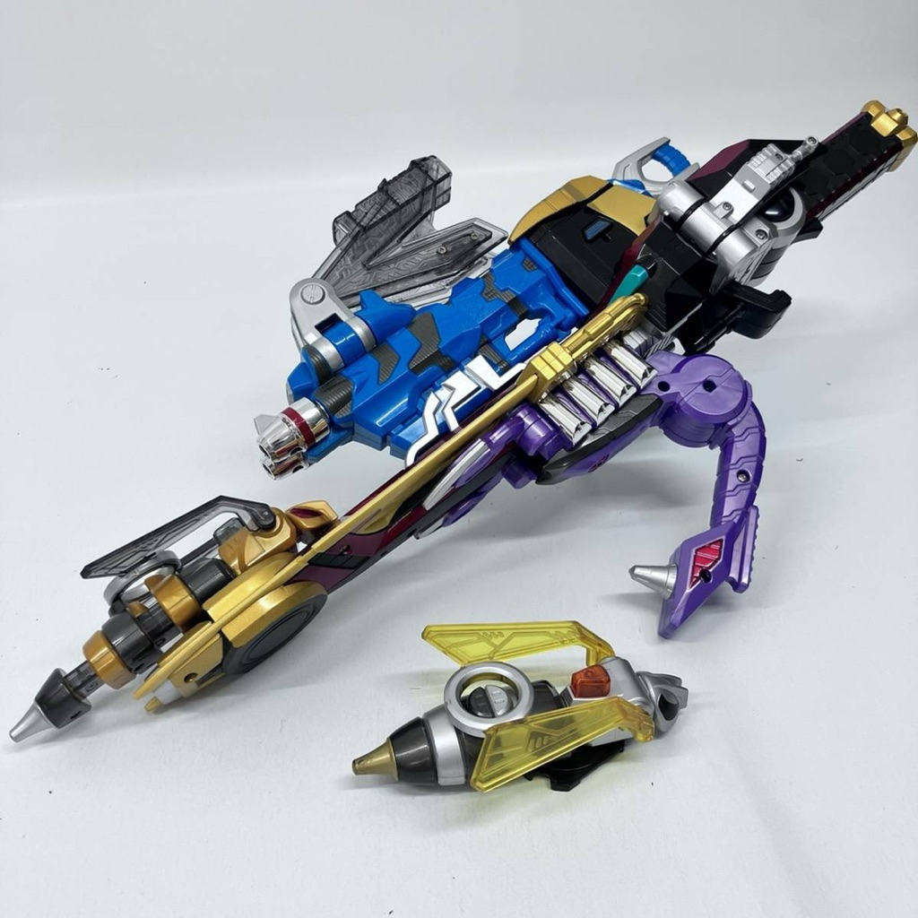 [HCM] Đồ chơi siêu nhân Kabuto DX Perfect Zecter | Shopee Việt Nam