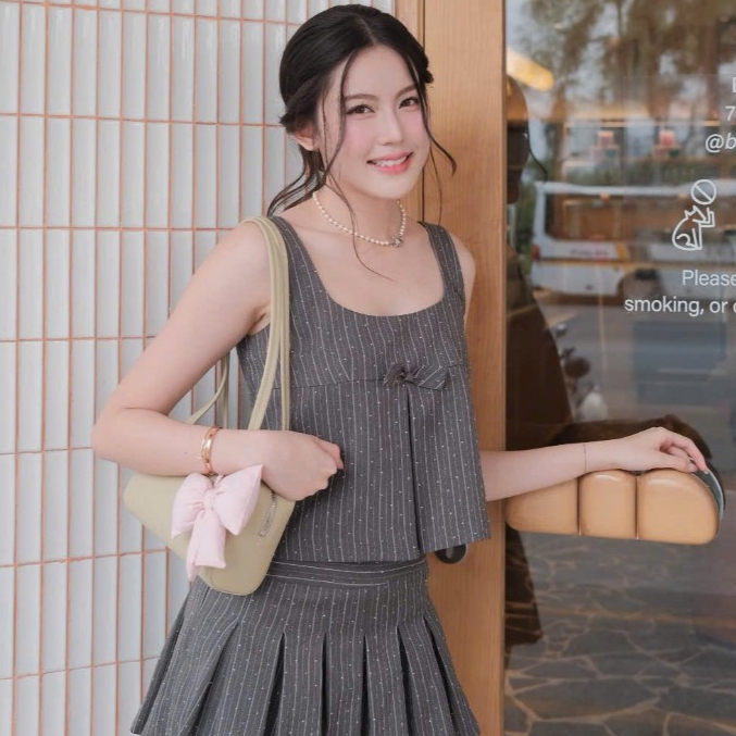 Set áo váy 2 dây và chân váy xếp ly tiểu thư đính đá Linly Set - SWEETEA | Shopee Việt Nam