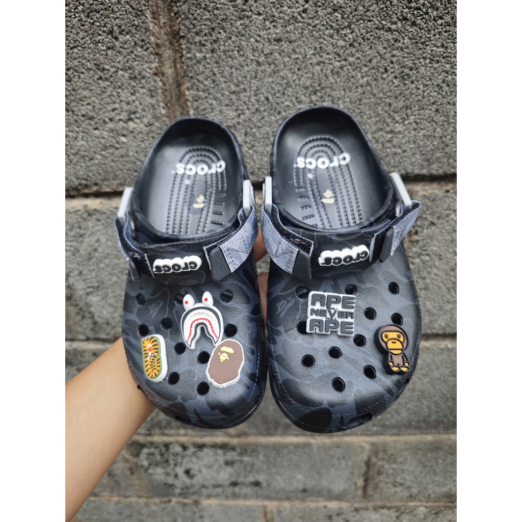 Dép đi biển bape, dép sục cross bape màu đen làm từ EVA cao cấp, êm ...