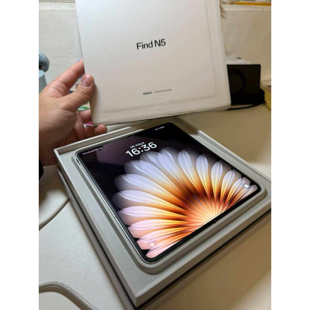Điện thoại Oppo Find N5 Quốc tế 16/512 ngoại hình 98% Pin 100% | Shopee ...