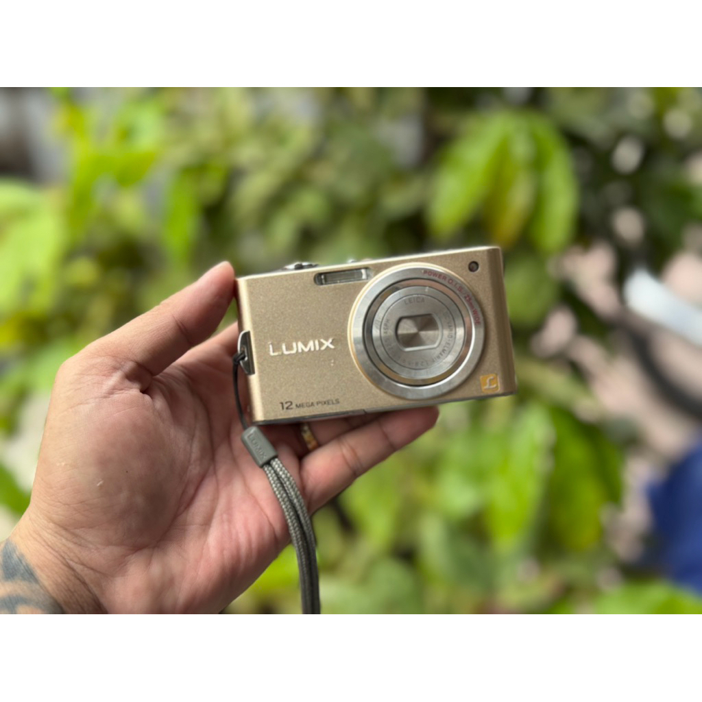 Máy ảnh kỹ thuật số compact du lịch Panasonic Lumix DMC FX60 •• Màu ảnh ...