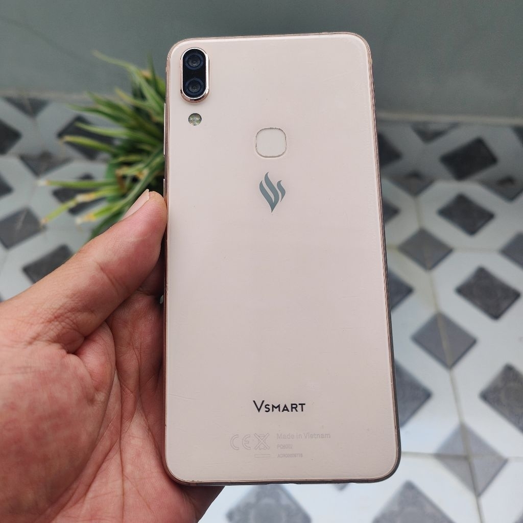 Điện thoại Vsmart Active 1 Plus cũ (vàng hồng) | Shopee Việt Nam