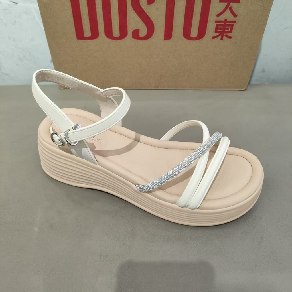 các mẫu sandal quai hậu đế bằng dusto cao 4p-6p thời trang đẹp năng ...