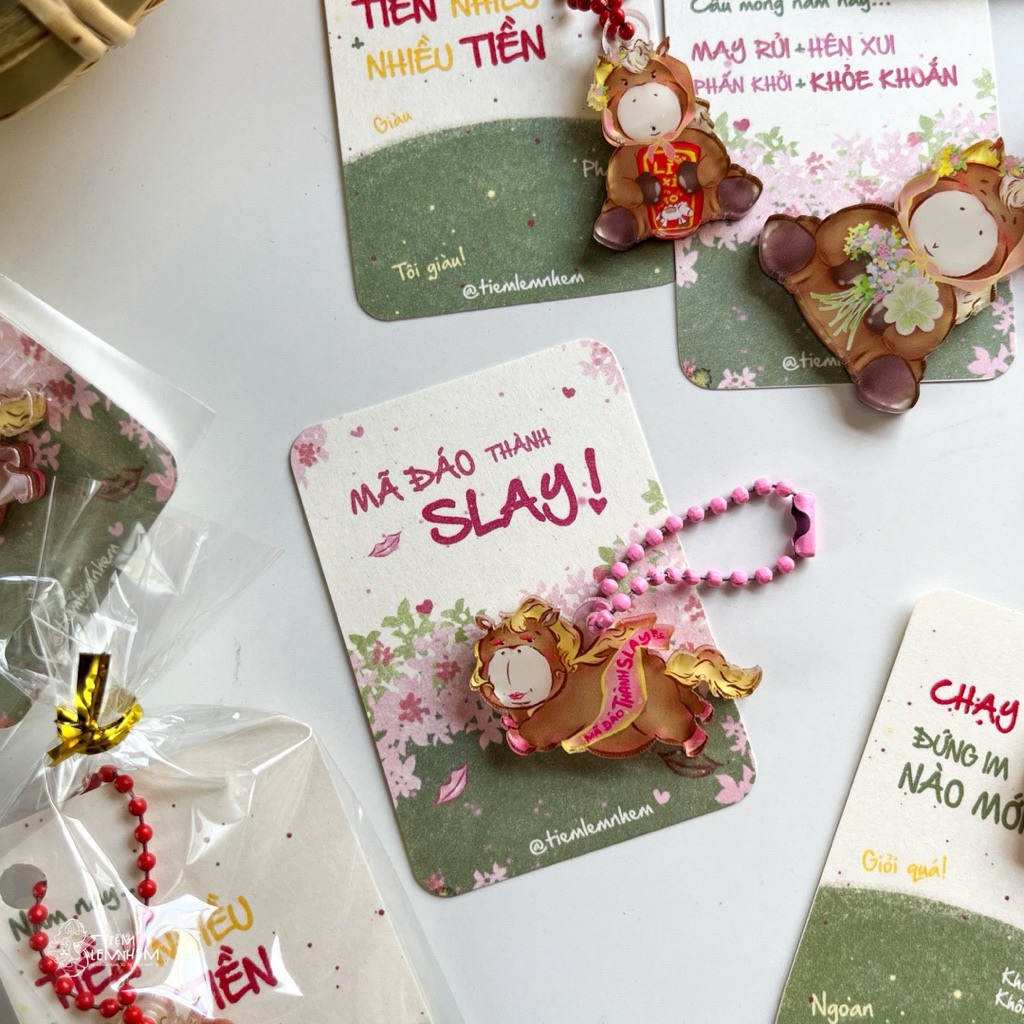 Móc khoá MINI bé NGỰA SLAY 🫦💋 | Lemnhem (Lách cách series) | Shopee ...