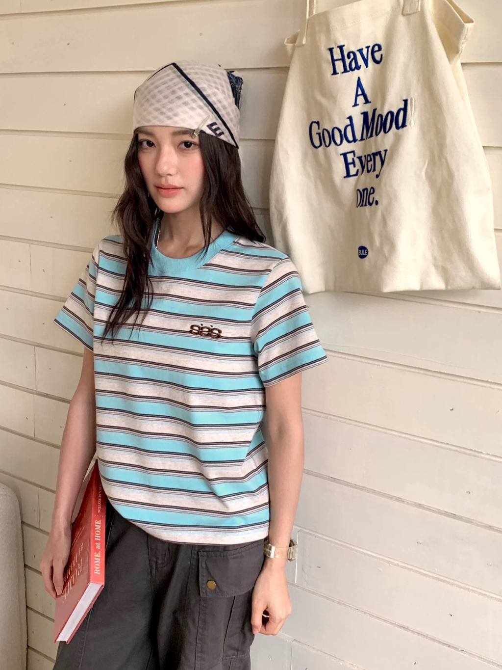 Áo Thun Kẻ 𝑩𝒚𝒄𝒂𝒎𝒄𝒂𝒎 Form Rộng Vừa Phải Nữ Tính Năng Động ABN569 ...