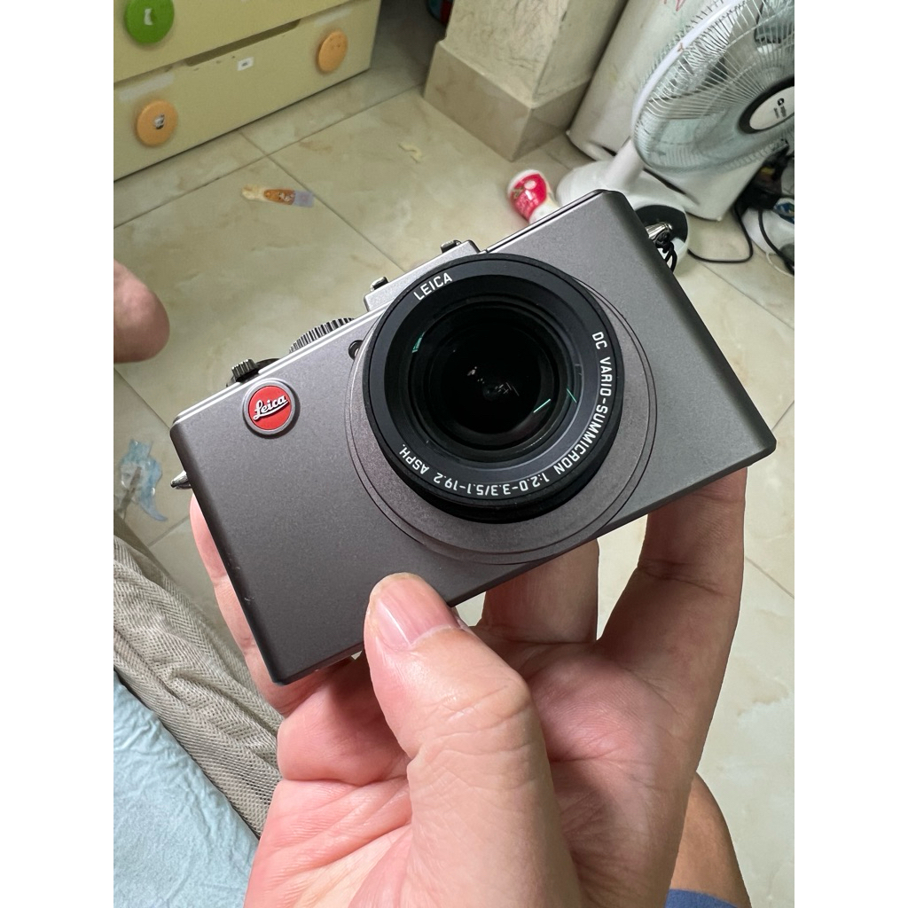 Leica D-Lux 5 Titanium hiếm | CCD màu đẹp | Compact cao cấp | Shopee ...