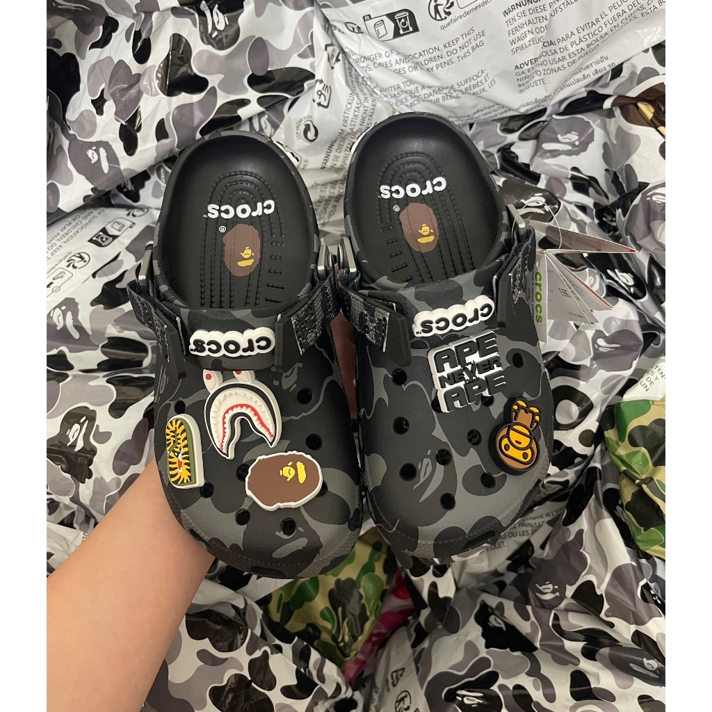 Dép Crocs BAPE Camouflage Đen – Phiên Bản A Bathing Ape Custom Charm ...