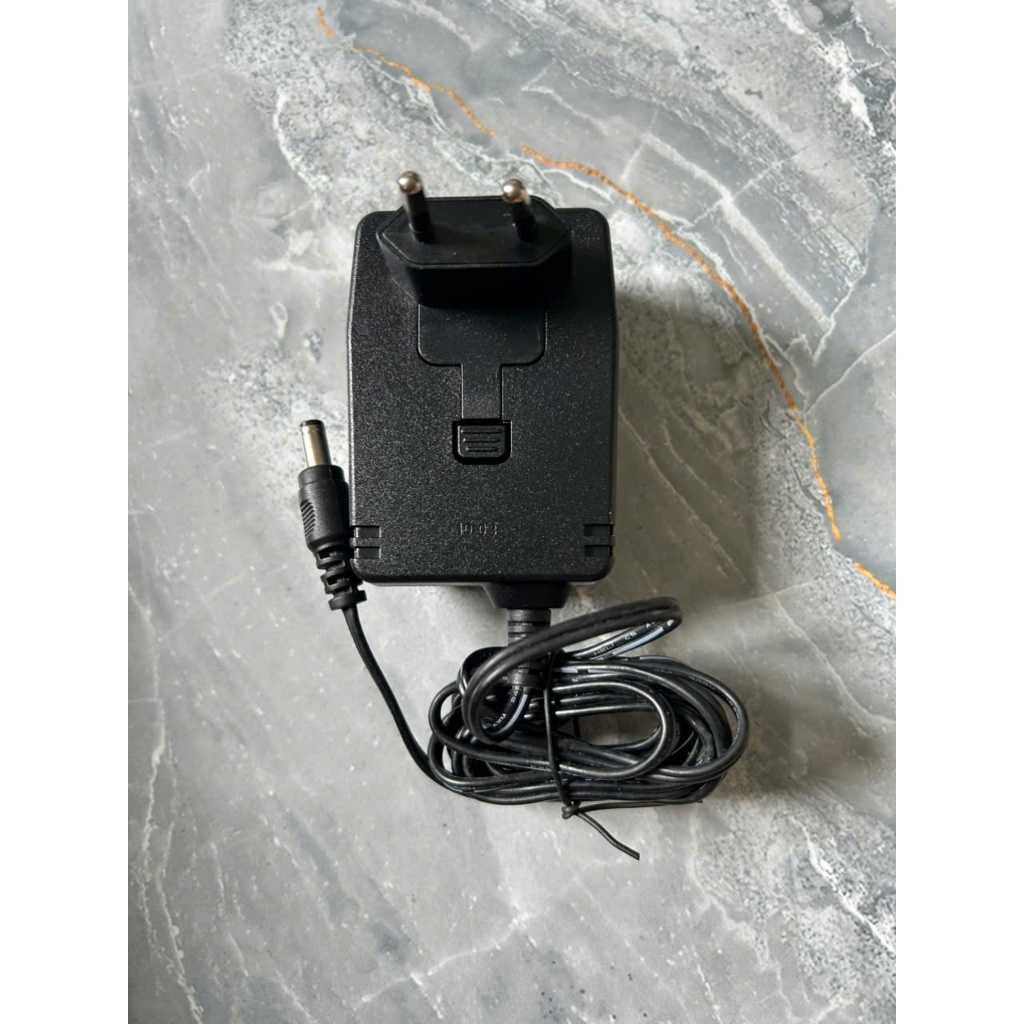 Cục nguồn, Adapter 9V 2A/3A (xịn) chính hãng chui to 5.5x2.1mm | Shopee ...