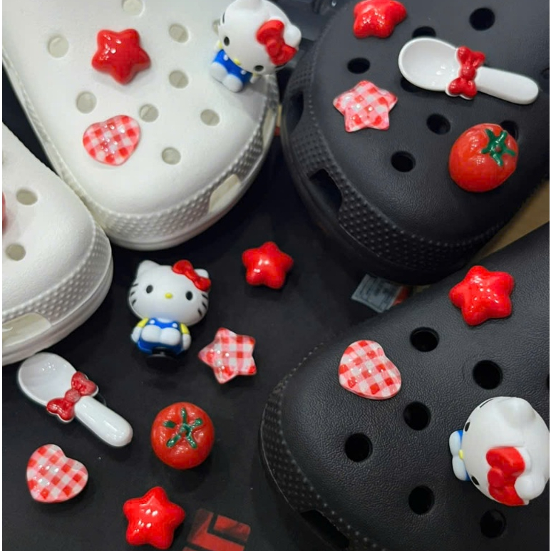 set charm gắn dép HELLO KITTY mix cà chua cực dễ thương, xinh xỉu. Mẫu ...
