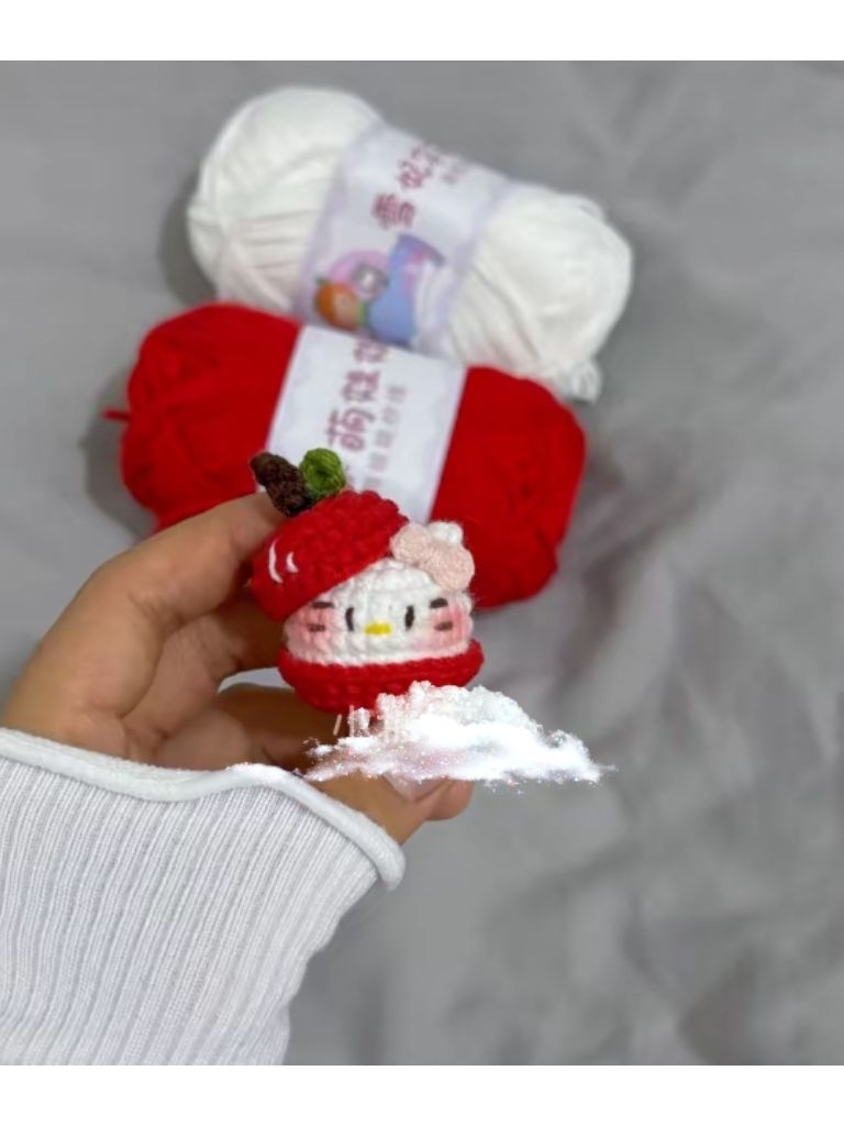 [ Handmade ] Móc khoá len Hello kitty táo nhỏ xinh | Shopee Việt Nam