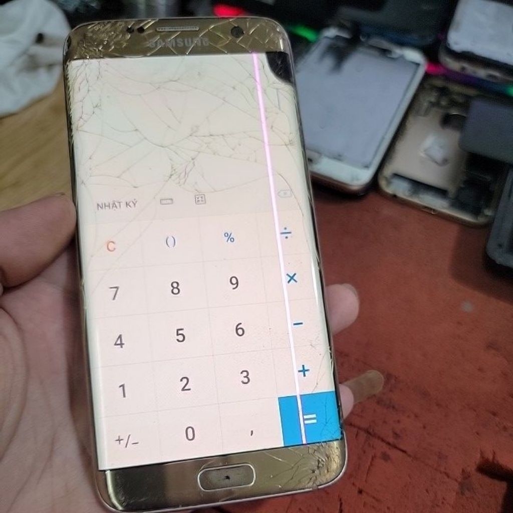Xác Máy Sam Sung S7 edge Hỏng Màn Mất Nút Nguon + Volume ngoài Cảm Ứng ...