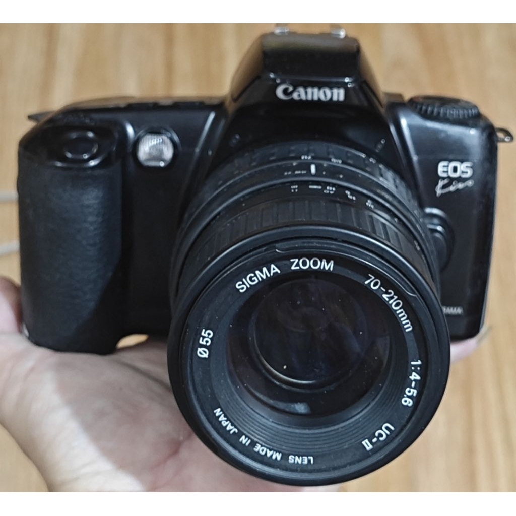 Máy ảnh Film Canon Eos Kiss kèm lens Sigma 70-210mm decor trưng bày ...