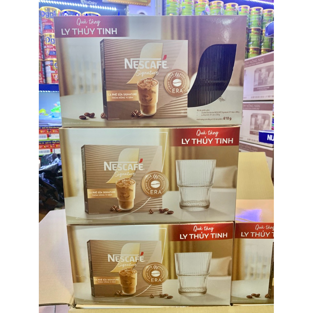 Hộp 10 gói x 28g NESCAFE signature tặng ly pha cafe thuỷ tinh, hộp 280g ...