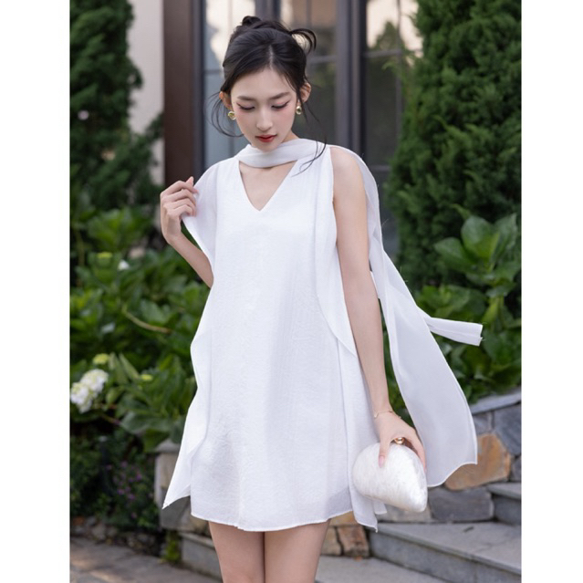BYBYPIL - [FREESZ] - Đầm twisk slik form banydoll thanh lịch nhẹ nhàng ...