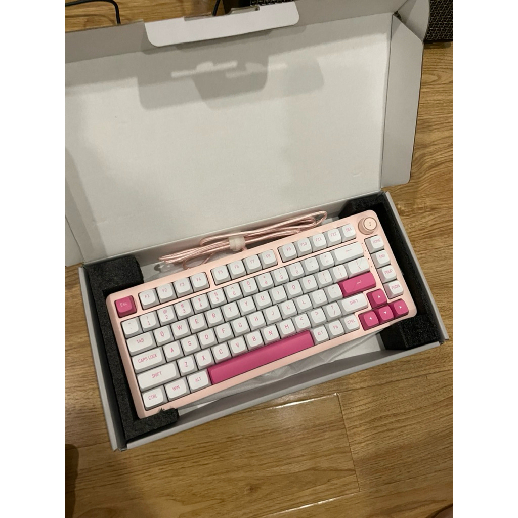 HP Wired Mechanical Keyboard - Floating 98 Keys Layout Design Bipods & Plastic Knob Design ...