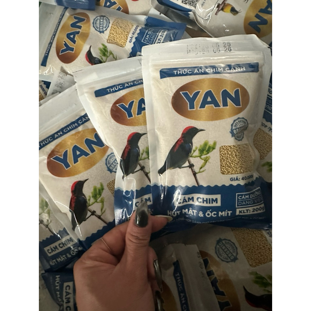 combo 5 gói cám YAN ( 200gr/gói ) 1kg | Shopee Việt Nam