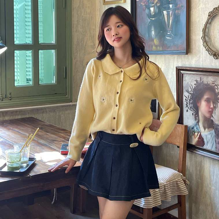 Áo Len Cardigan Nữ Cổ Bẻ Mơ.clothing Thêu Hoa, Cúc Gỗ, Màu Vàng Gà Con ...