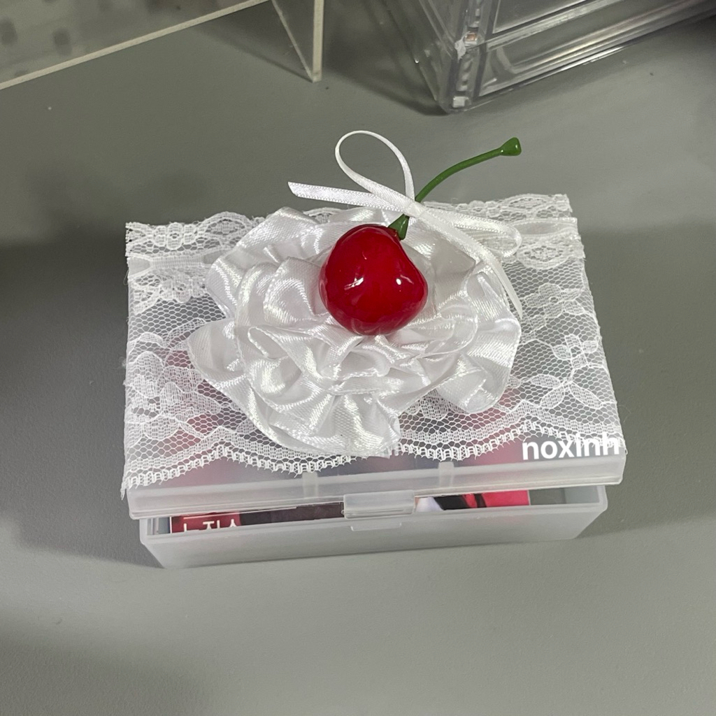 Hộp nhựa dupe Muji decor, hộp nhựa cherry đựng card idol ;sleeves; ren ...