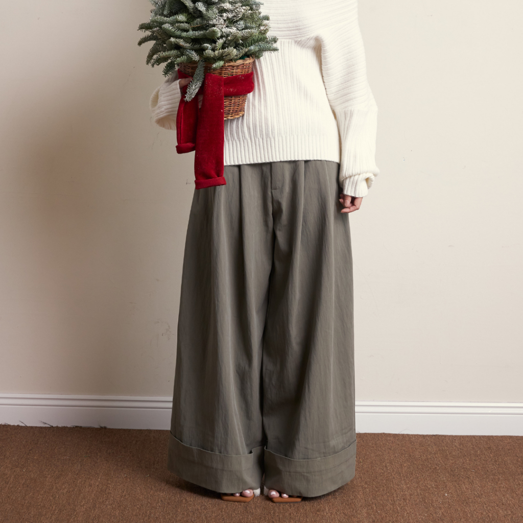 Quần dài nữ Quần Cuộn dáng suông rộng, chất khaki dày dặn, gấu quần gập ...